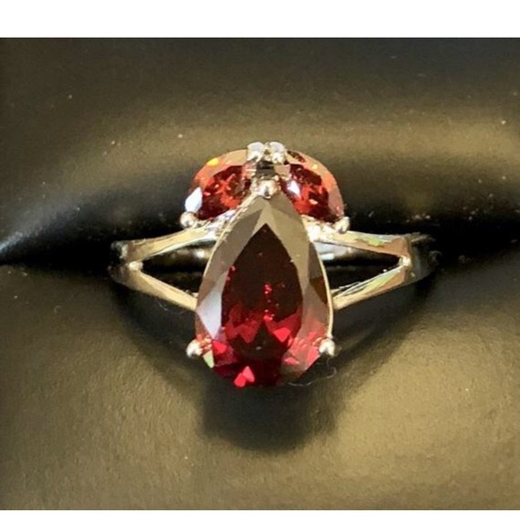 Jewelry | 3stone Red Garnet Teardrop Silver Ring Size 8 34 | Poshmark